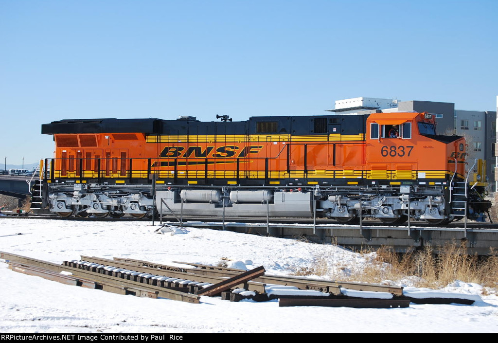 BNSF 6837